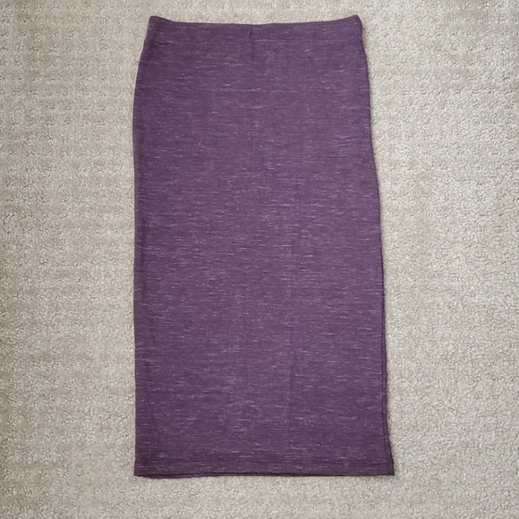 Skirts | Zara Trafaluc Form Fitting Skirt | Poshmark